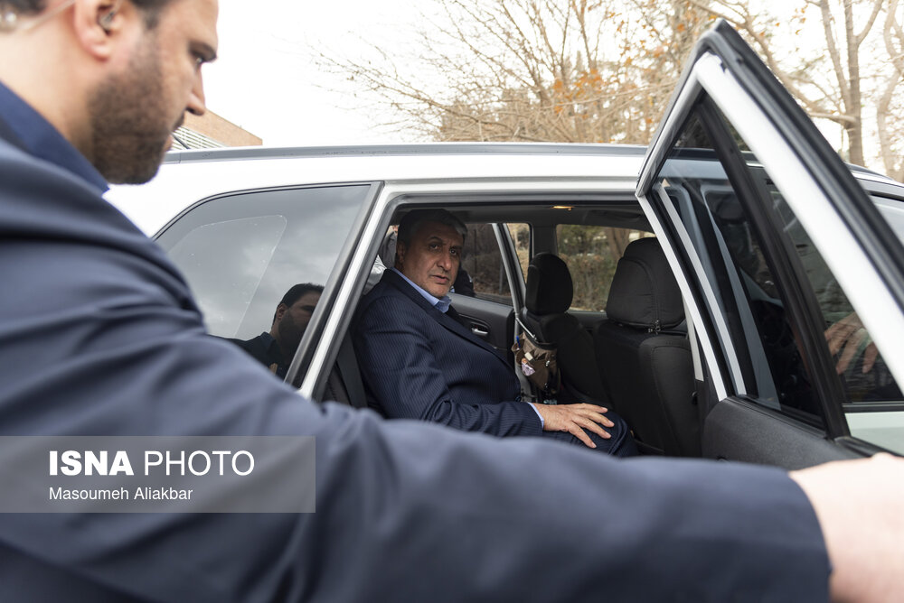 عکس ماشین رئیس انرژی اتمی چیست؟ | جهان نيوز